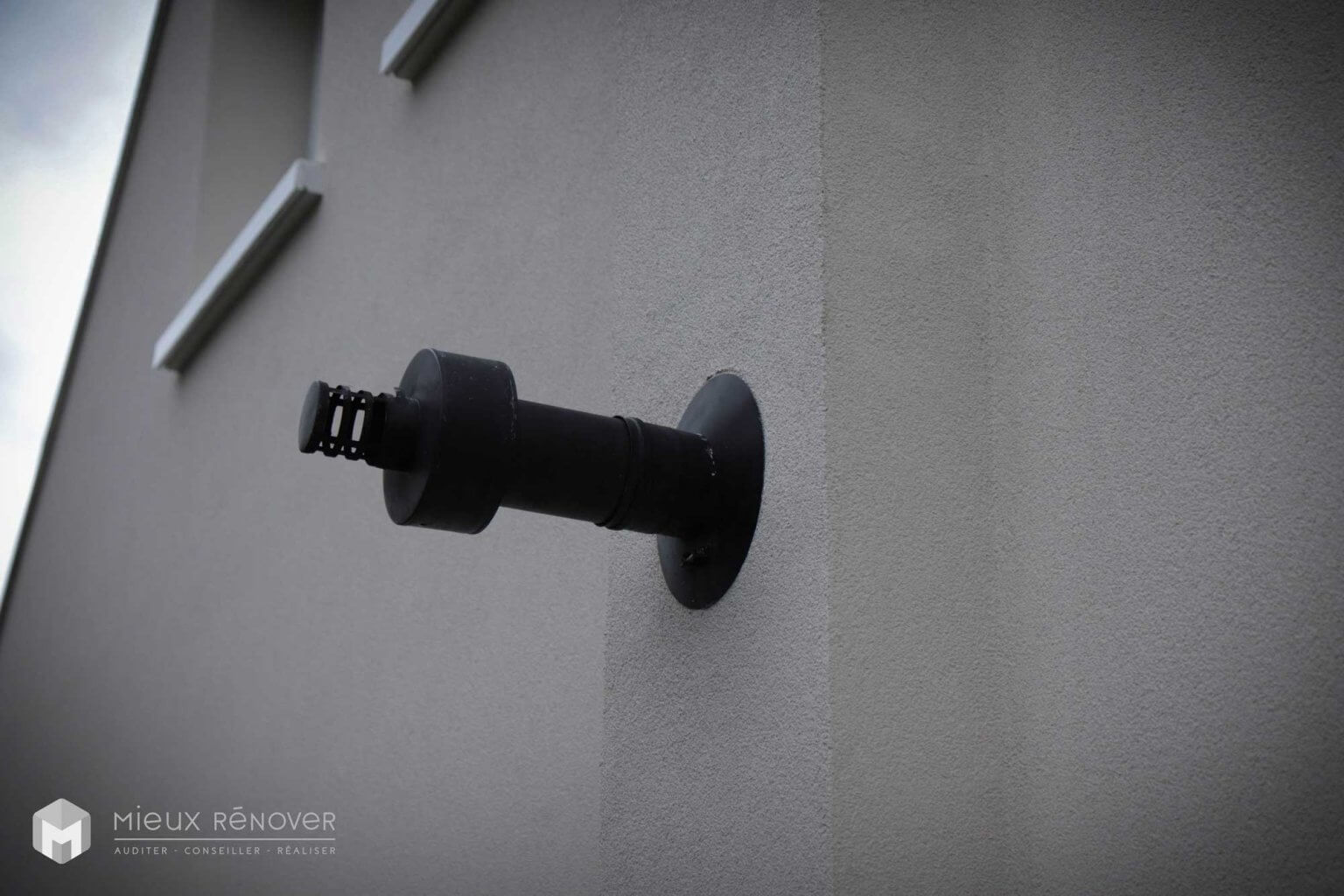 Isolation points singuliers des murs et des combles